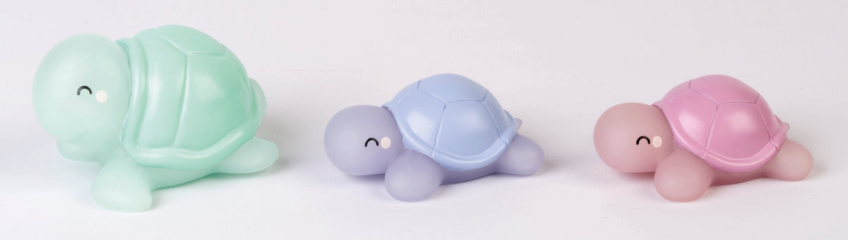 “Turtle Family” : Color Changing Bath Toys – Kalencom